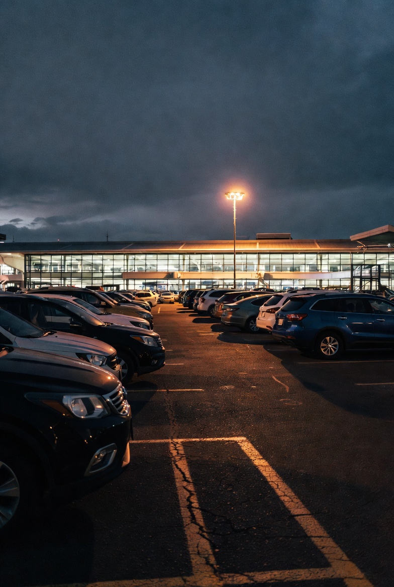 Gatwick Airport Drop-Off Zones: Parking Charges, Tips & Hassle-Free Guide